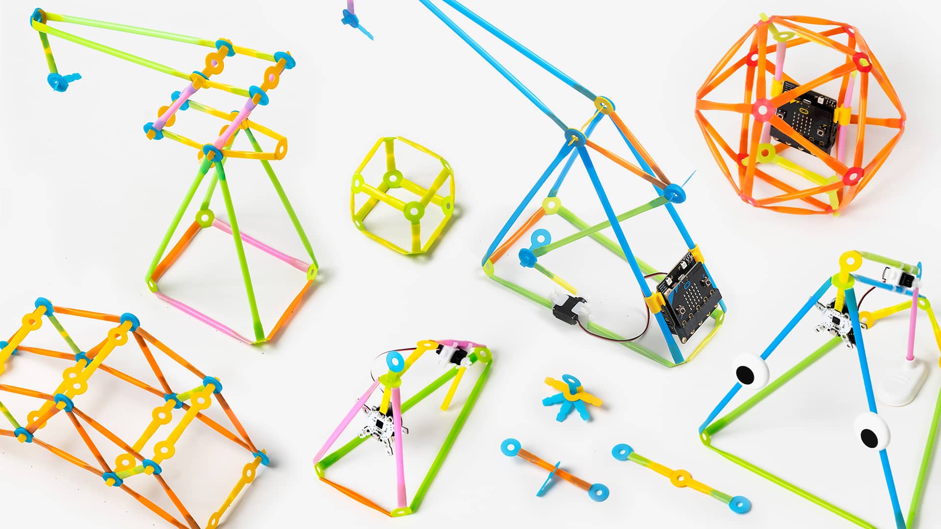 Strawbees Classroom – Ready-to-use, curriculum-aligned STEAM lessons!