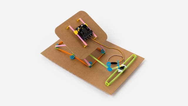 Solar Energy Sensing (micro:bit) — Heather Cucchiara | Strawbees Classroom